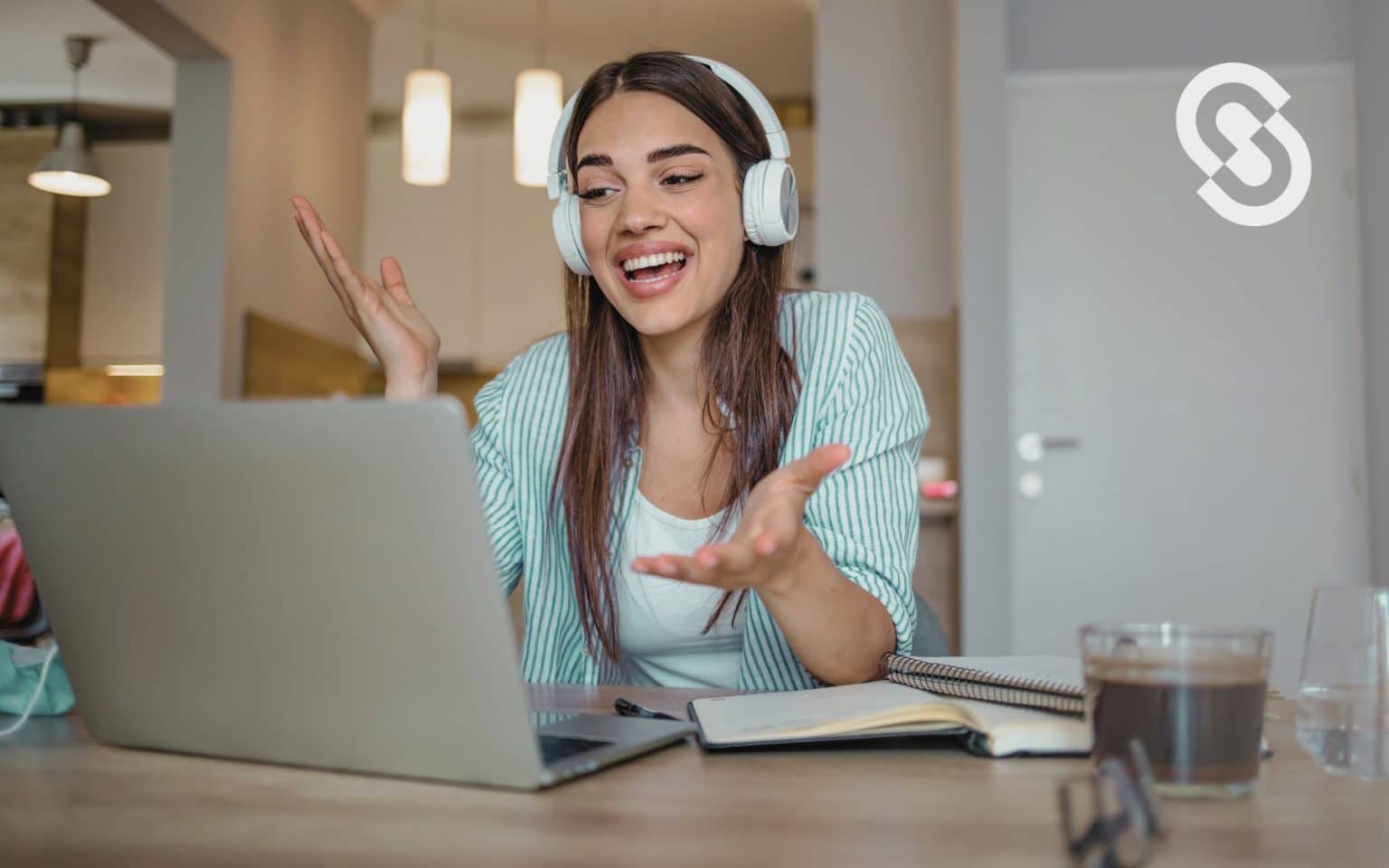 E-Elearning Ventajas y Desventajas 【Cuadro Comparativo】