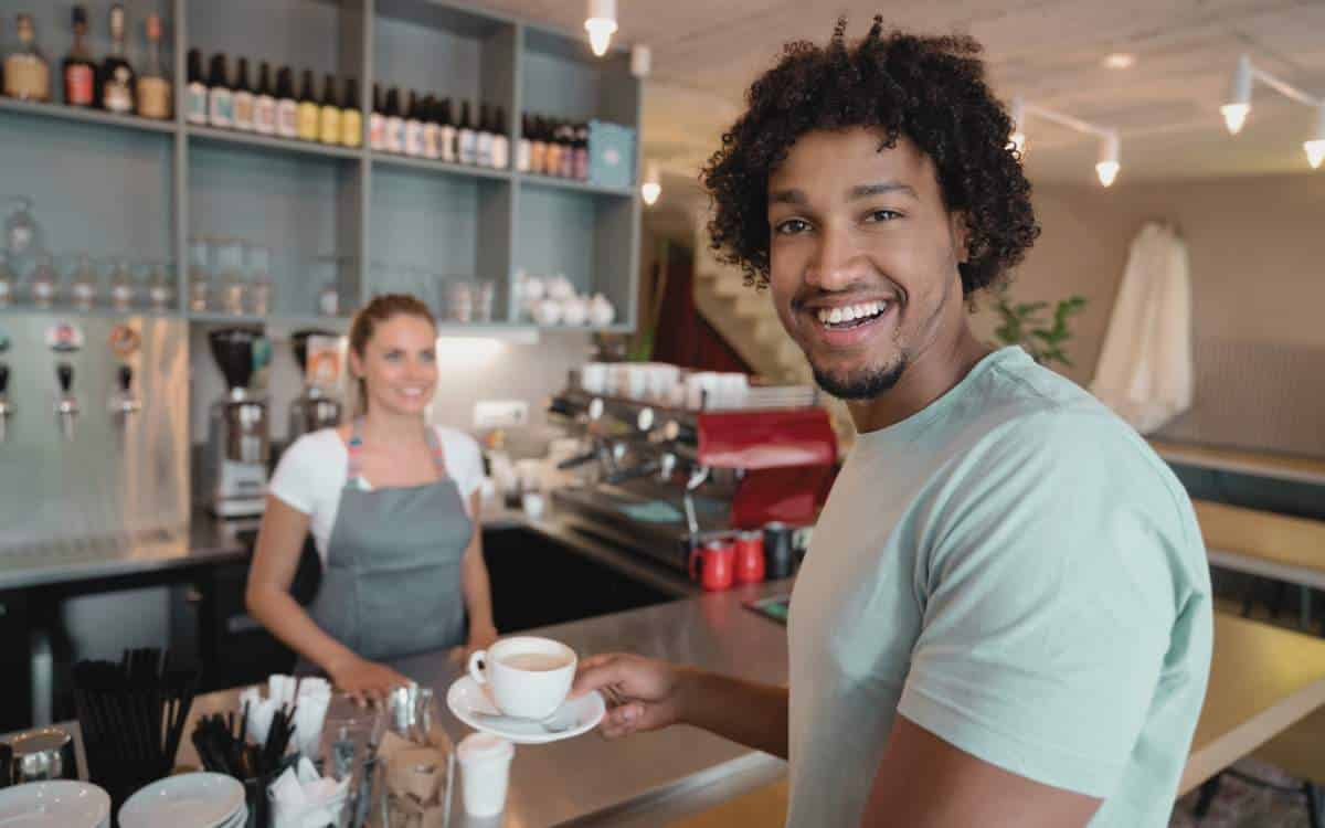 5 Consejos para Garantizar un Cliente Feliz 🥇