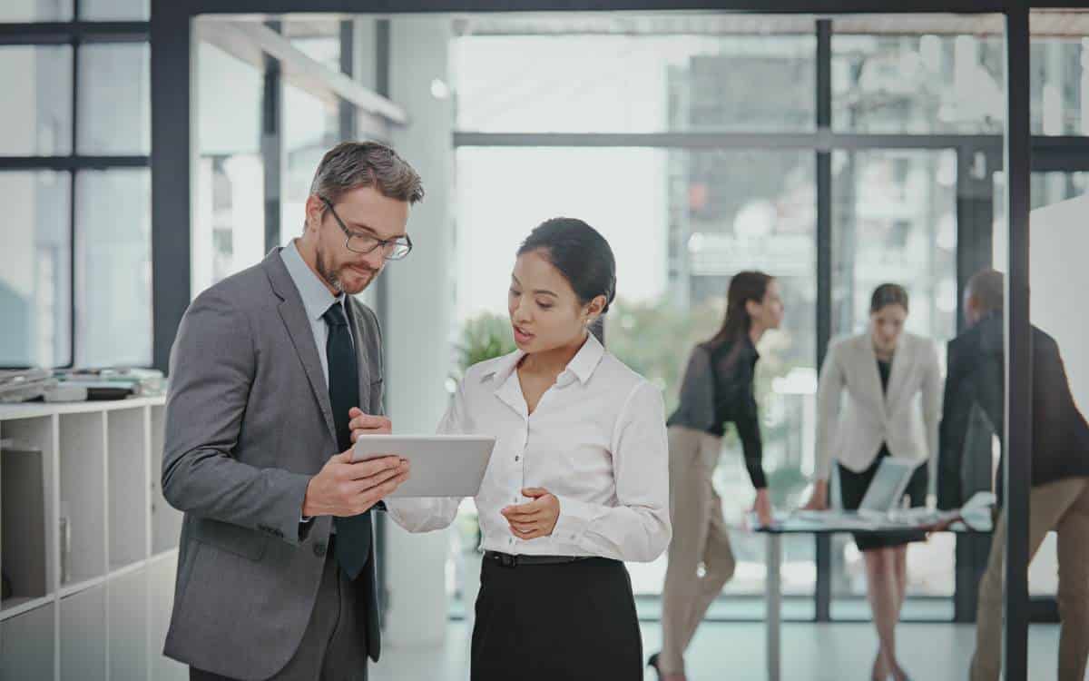 ¿Qué es la comunicación interna? | Tipos y Herramientas